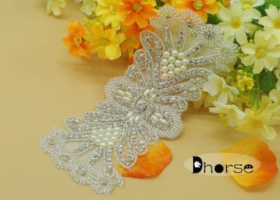 China Applique perlado da pérola cristal de rocha de cristal, Appliques do cristal de rocha do vestido de casamento à venda