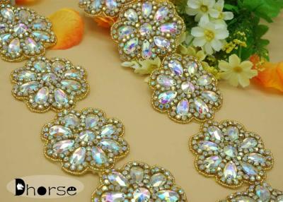 Cina Grande disposizione bordata per il vestito da sposa, progettazione della pietra di Bling cristallo di rocca del fiore in vendita