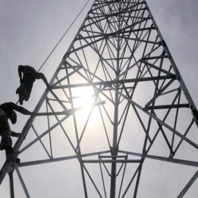 Q255B Q355B Q420B Design 3 Legged Angular Steel Tower Telecommunication Tower