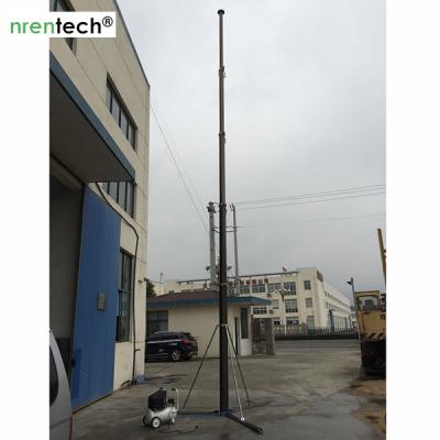 Chine Mast télescopique pneumatique verrouillable de 9 m 100 kg charges utiles NR-2200-9000-100L antenne pôles de mât télescopiques à vendre