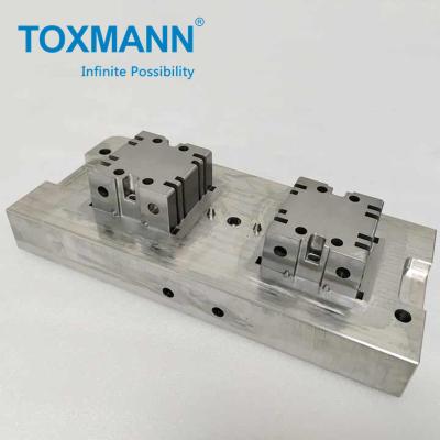 China Elektrovormige Invoegvorm Core Reflector Invoegkern, Precision Stavax Mould Core Mould Invoegvorm Holte voor Medische Te koop