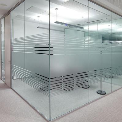 Chine Verre gravé à l'acide satinique 6 mm 8 mm 10 mm Ultra-Clear Anti-Fog Mirror à vendre