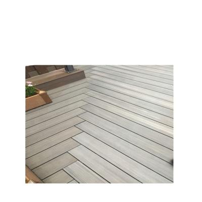 Cina Pavimenti esterni impermeabili in legno a grano a doppio colore coestruso in legno composito WPC in vendita
