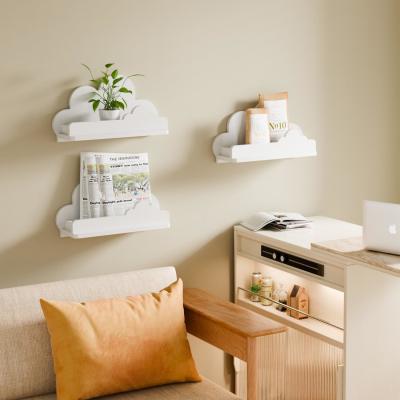 Chine Étagère en bois blanche faite à la main Étagère murale décorative à vendre