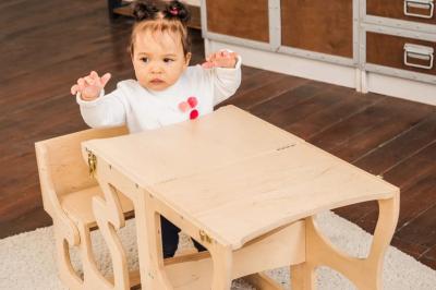 Κίνα Δείγμα δωρεάν μαθησιακή καρέκλα για παιδικό τραπέζι και πύργο δραστηριότητας προς πώληση