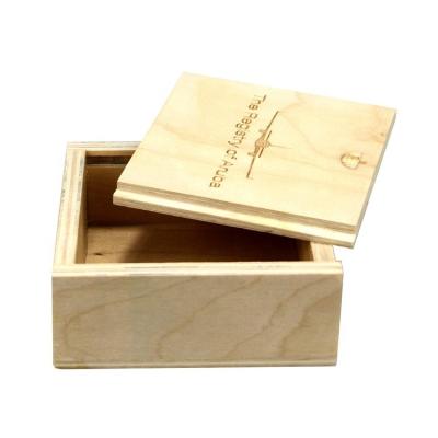 Boîte à souvenirs découpée au laser TIMBER Commande personnalisée acceptée pour les cadeaux de mariage et de baptême