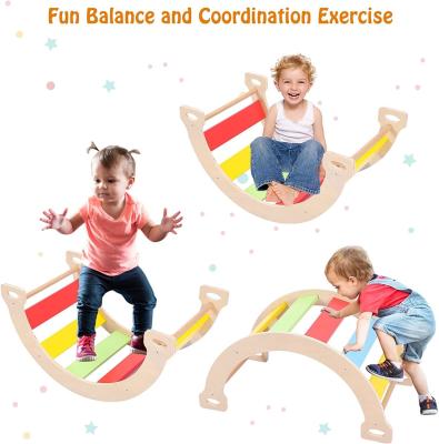 Chine Jeux de gym pour enfants, tout-petits, en salle de sport, jouets d'escalade en bois, triangle pliable, escalade, glissement à vendre