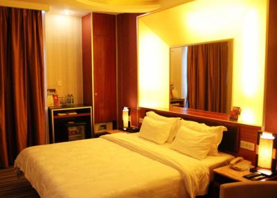 China Los muebles económicos del dormitorio del hotel fijan los sistemas gigantes de alta calidad de los muebles del dormitorio en venta