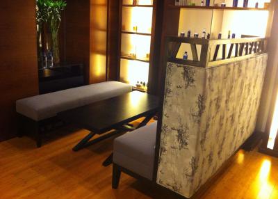 Cina Mobilia unica neoclassica del sofà del tessuto della disposizione dei posti a sedere della cabina del ristorante del club in vendita
