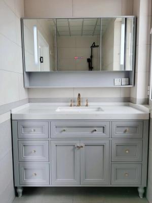 Cina Modern Style Bathroom Wash Basin Cabinet with Convenient Faucet in vendita
