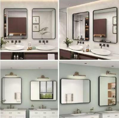 Cina Customized Sunscreen Bathroom Wash Basin Cabinet With Ceramic Basin And Mirror in vendita