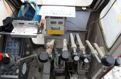 Chine 200T a employé le représentant de la grue de chenille de Hitachi KH1000 Singapour Corée. Syrien Uzbekstan à vendre