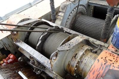 Chine 200T a employé le représentant de la grue de chenille de Hitachi KH1000 Singapour Corée. Syrien Uzbekstan à vendre