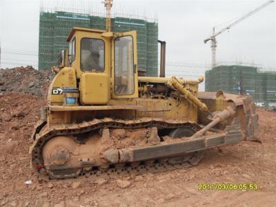 China D7G used dozer  D7h D7R D7T second hand dozer for sale