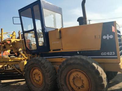 Chine le Japon 2005 KOMATSU gd511 gd605r gd623r a employé la niveleuse d'occasion de niveleuse de moteur à vendre la niveleuse de porcelaine de Changhaï à vendre