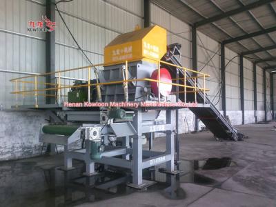 Cina Macchina d'acciaio 380V della briciola di Tiro della trinciatrice secondaria della gomma di controllo automatico in vendita