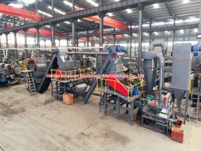Cina Operazione a bassa velocità dell'impianto di riciclaggio della gomma dello spreco di 3 TPH una garanzia da 12 mesi in vendita