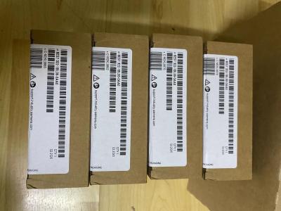 Cina L'uscita il MP 322 di SIEMENS SIMATIC S7-300 Digital ha isolato 6ES7322-1BL00-0AA0 in vendita