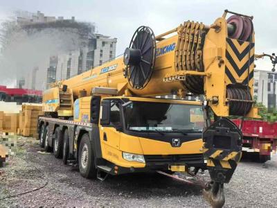 Cina Gru XCMG Usata del 2021, la XCA220, ha un braccio di 73 metri, un jib di 44 metri, un contrappeso di 74 tonnellate e 2.540 ore di funzionamento. È in eccellenti condizioni di lavoro. in vendita