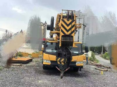 Cina Gru XCMG Usata del 2021, la XCA220, ha un braccio di 73 metri, un jib di 44 metri, un contrappeso di 74 tonnellate e 2.540 ore di funzionamento. È in eccellenti condizioni di lavoro. in vendita