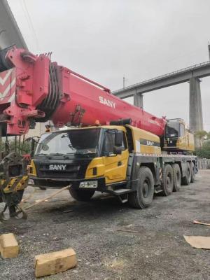 China 2021 Sany Usado SAC2600T8 guindaste apresenta um boom de 81 metros, um jib de 36 metros, e um contrapeso de 90 toneladas. à venda