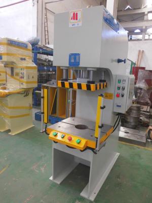 Cina L'idraulica della macchina 20T della pressa idraulica della struttura di 200KN C preme il CNC della macchina in vendita