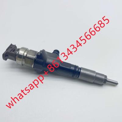 Cina Fatto in CINA NUOVO iniettore 295050-1330 1J705-53051 1J705-53053 in vendita