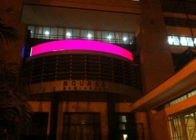 Cina Il cerchio P12 ha curvato lo schermo curvo cerchio IP65 impermeabile dell'esposizione di LED LED per gli hotel in vendita