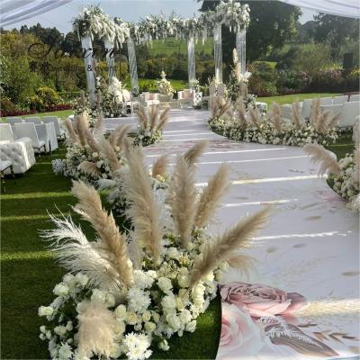 Chine Wholesale Large fluffy Pampas grass bouquet  Artificial flowers for wedding decoration à vendre