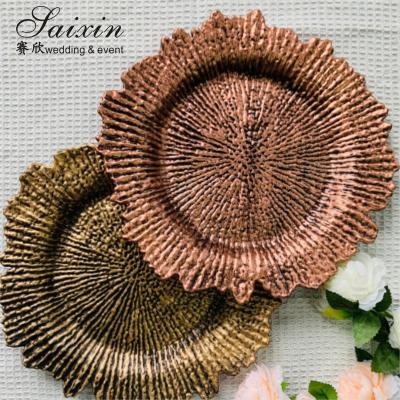 Κίνα Hot Sale Transparent Acrylic Wedding Charger Plates Table Decoration Wedding Plastic Charger Plates προς πώληση