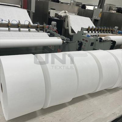 Chine Petit pain non-tissé mélangé de tissu de Spunlace de fibre pour le tissu humide de masque protecteur à vendre