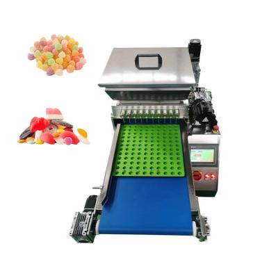 Chine TG économie d'énergie facile à utiliser selon les besoins des clients facile à utiliser petit laboratoire d'entreprise mini machine de fabrication de bonbons gommés à vendre