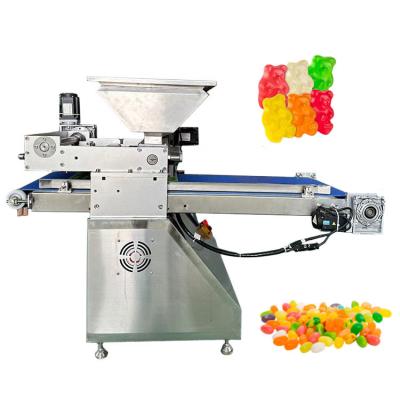 Chine Machine de fabrication de bonbons en gros à la gelée caoutchouteuse à petite production à vendre
