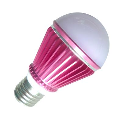 Cina 320, 350, 360 Lumen 5w alluminio 6063 E27 / E26 LED globo lampadina con colorato alloggio in vendita