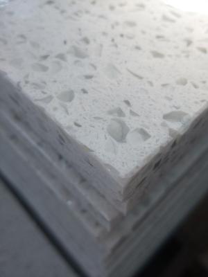 Cina Piastrella per pavimento riciclata ecologica della pietra del quarzo del pannello di parete per il materiale da costruzione ristorante/dell'hotel in vendita