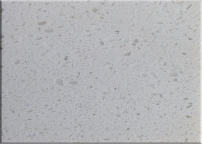 Cina La pietra bianca come la neve durevole del quarzo ha costruito Benchtops di pietra/controsoffitti per la cucina in vendita