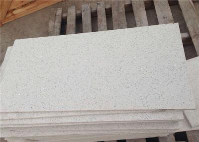 Cina Le piastrelle per pavimento bianche artificiali quadrate della pietra del quarzo per il bagno murano 300mm x 600mm in vendita