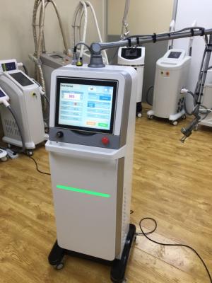 Cina Macchina per pelle che rifa la superficie, macchina di rimozione della cicatrice del laser di CO2 di rimozione della grinza in vendita