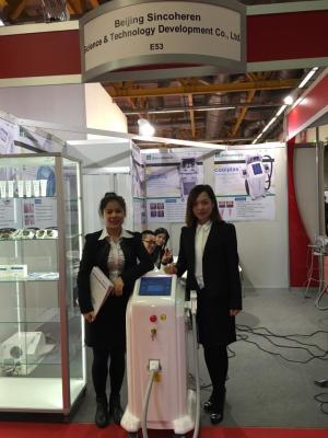 Cina La depilazione approvata dalla FDA del laser lavora indolore a macchina per capelli indesiderati in vendita