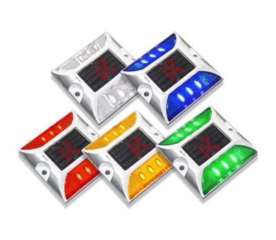 Κίνα High Quality Flashing Reflective Solar Road Reflectors LED Aluminum Solar Road Stud προς πώληση
