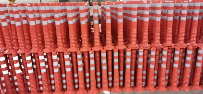Chine 75 cm Pointe de ressort en plastique flexible Pointe de signalisation routière en PU durable Pour la sécurité à vendre