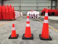 Quality Flexible 1.65kg Orange Traffic Cones High Brightness Reflective Tape 36 Traffic Cones for sale