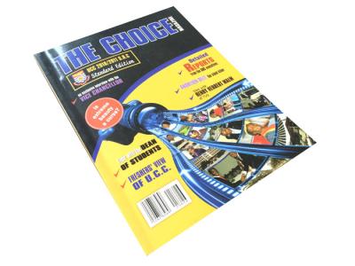 Cina Stampa della rivista della laminazione di lucentezza di colore pieno CMYK con il grippaggio perfetto in vendita