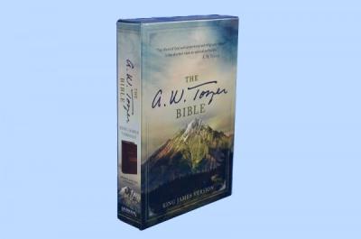 Cina Stampa su ordinazione interna della bibbia della carta offset commerciale della copertina dura di versione in vendita