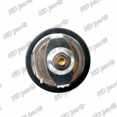 Cina 6BD1 6BG1 Thermostat 82℃ 1-13770070-0 1137700731 For Isuzu Engine in vendita