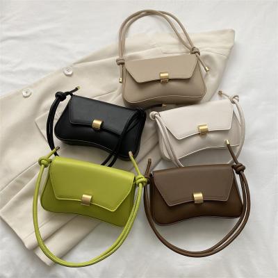 Cina Portable Saddle Bag Purse 2023 Collezione Borse da mano da designer per donna portatile in vendita