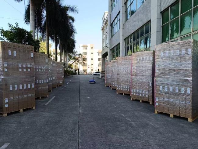 Product packaging and shipping carton details