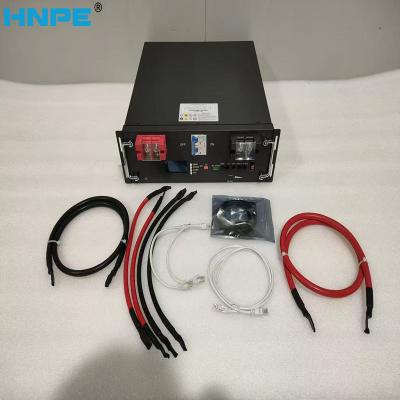Cina HNPE 48V 100Ah 200Ah Batteria al litio LiFePO4 per montaggio a rack per accumulo di energia solare per uso domestico Off Grid Hybrid Grid in vendita