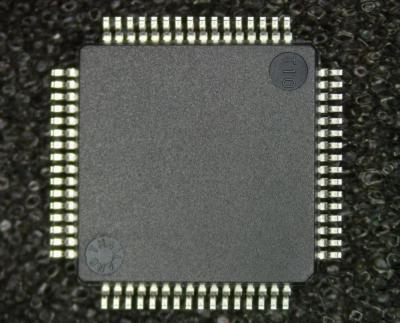 중국 DSPIC33EP128MC206 I / PT MCU 16비트 드스픽 RISC 128KB 플래시 3.3V 64 핀 판매용