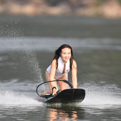 Cina 110cc BluePenguin Carbon Fiber Water Jet Surfboard per richieste OEM personalizzate in vendita
